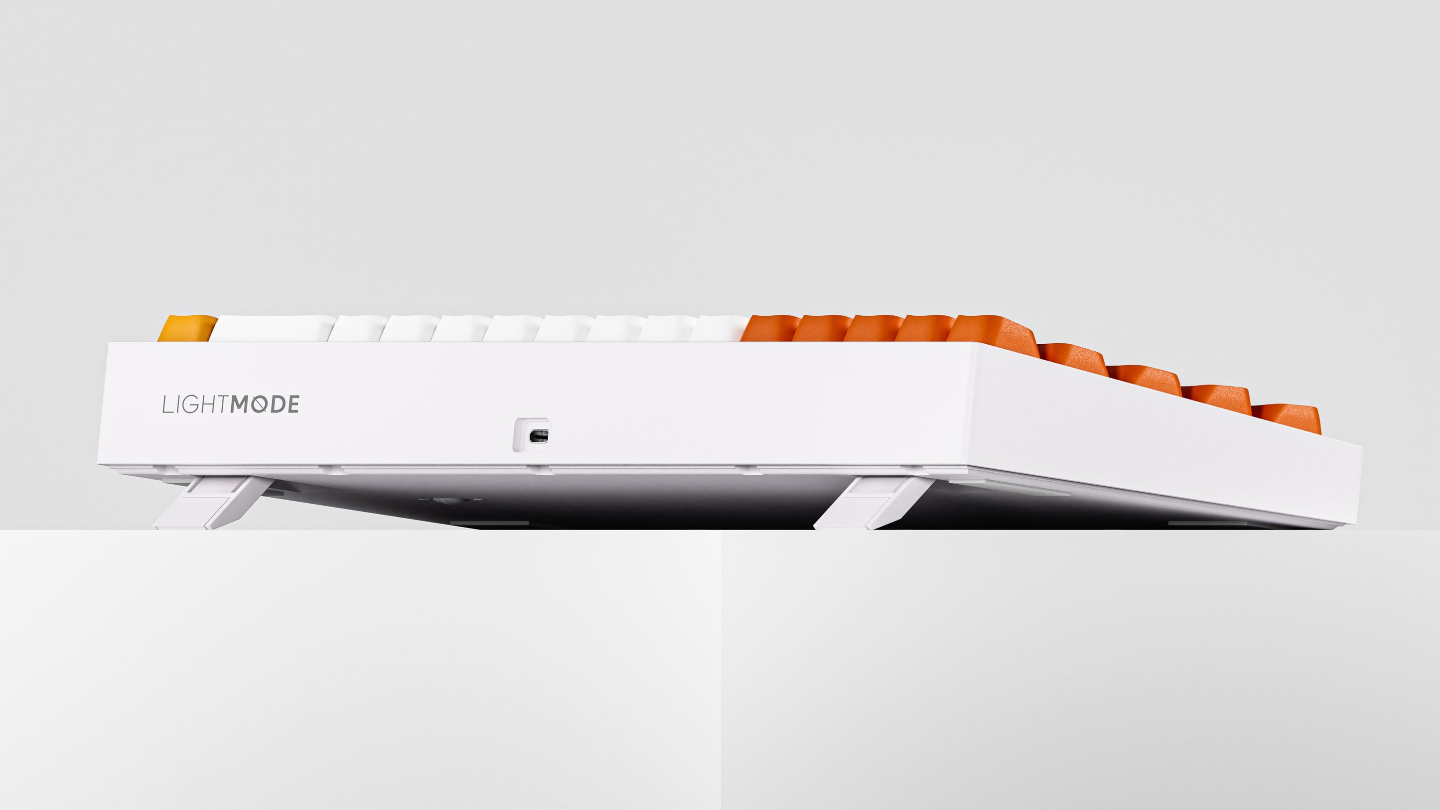 Coral Orange – Lightmode